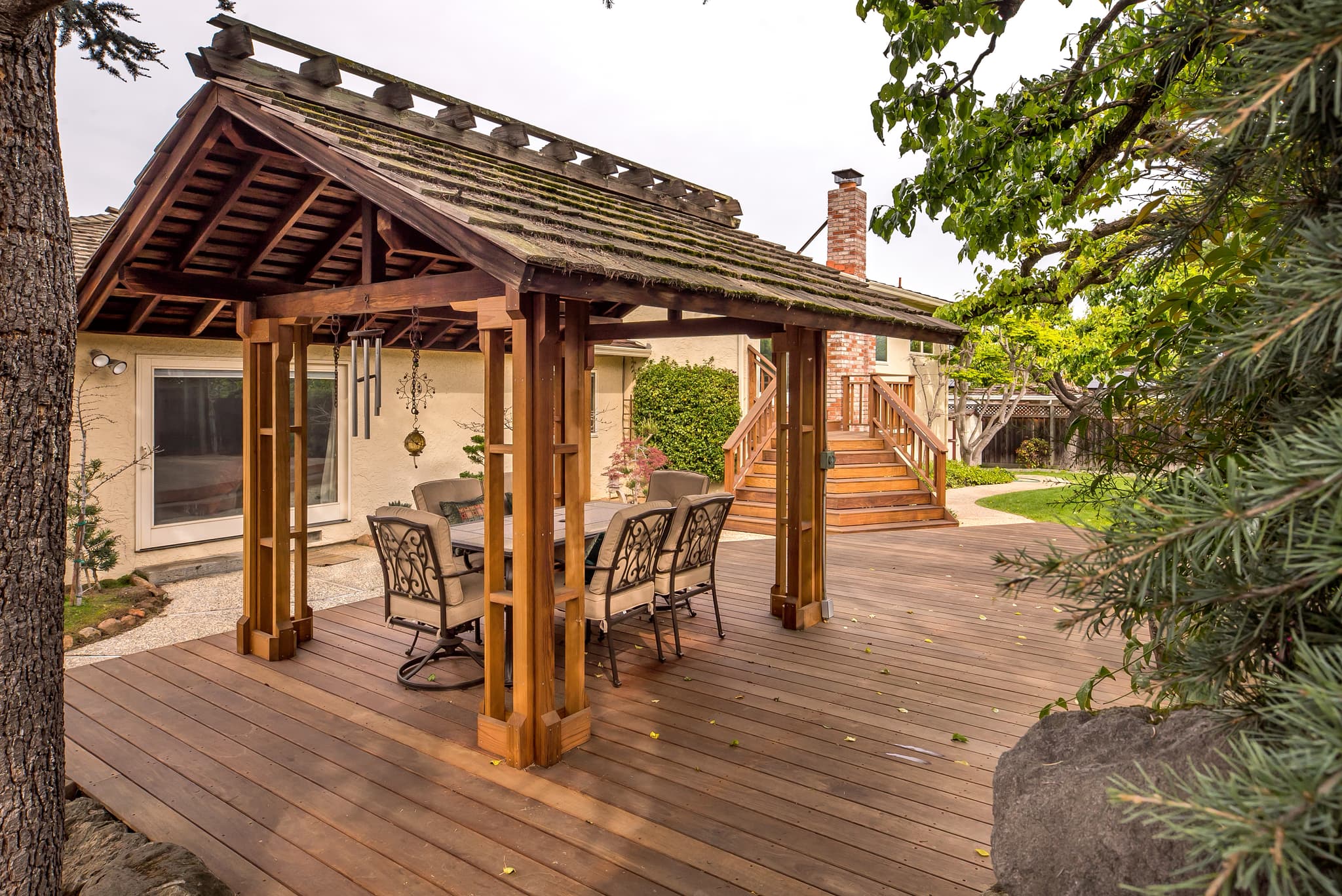 The Decking Superstore - Ipe decking, exotic hardwood decking, Trex Decking